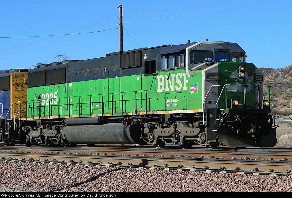 BNSF 9235